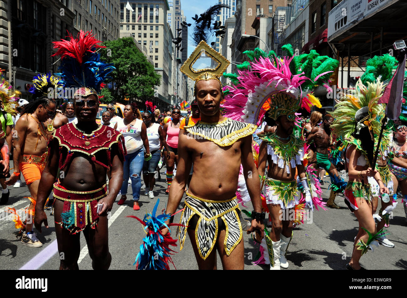 NYC: Colourfully dressed marchers from the Caribbean American Pride.org ...