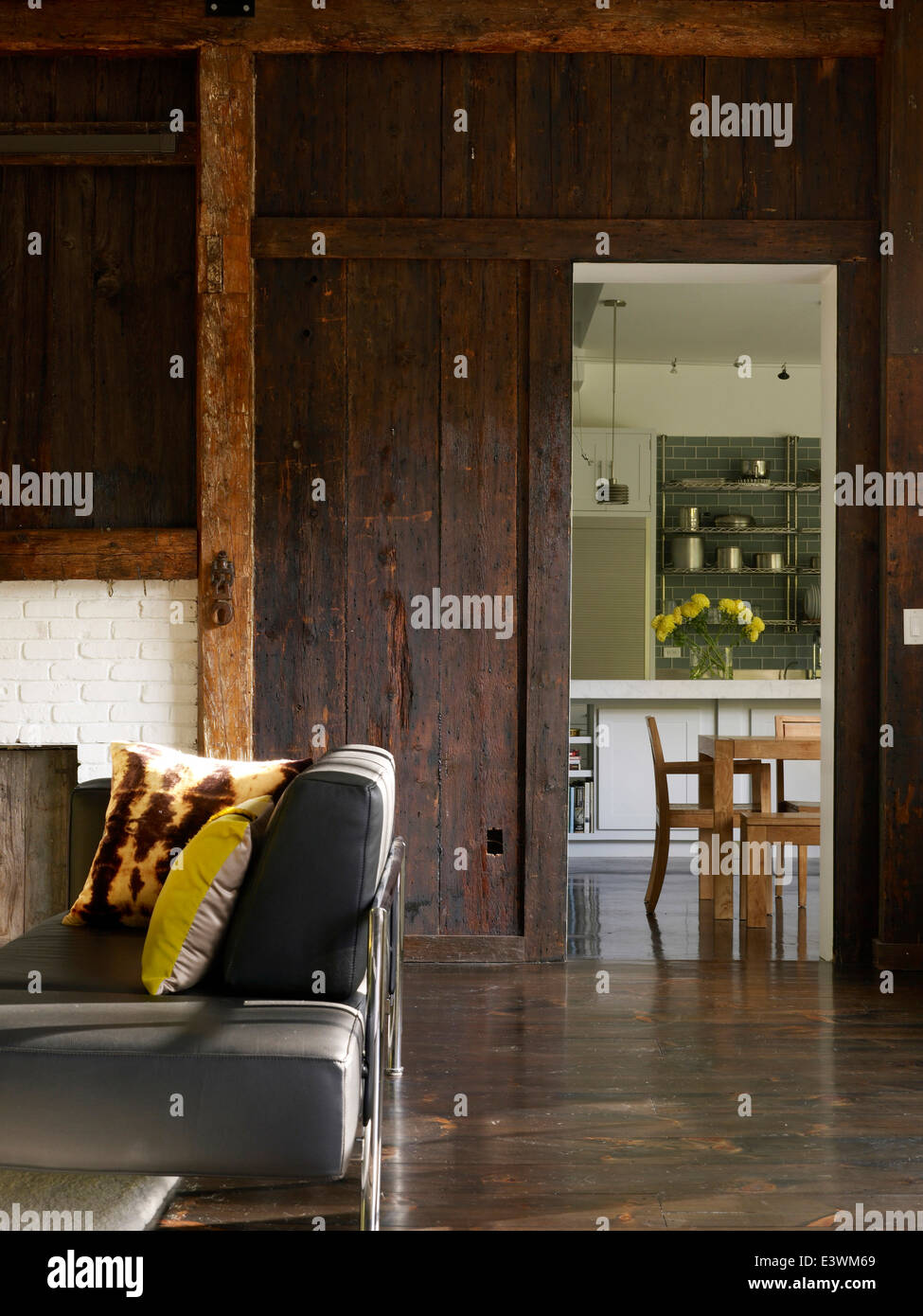 Barn conversion door hi-res stock photography and images - Alamy