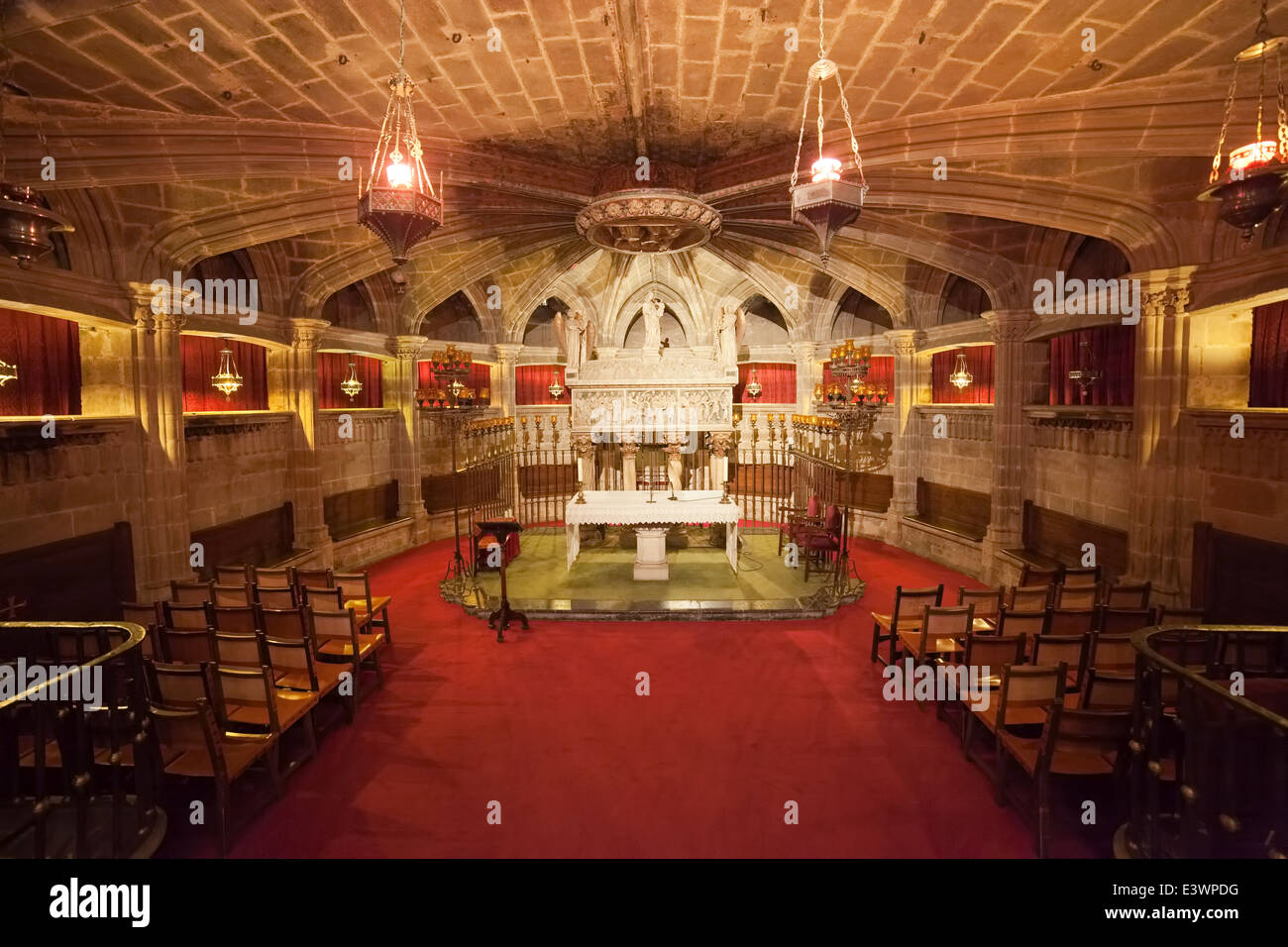 Tomb santa eulalia hi-res stock photography and images - Alamy