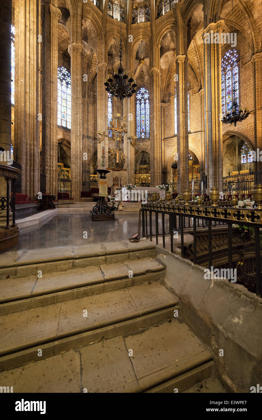 Altar steps hi-res stock photography and images - Alamy