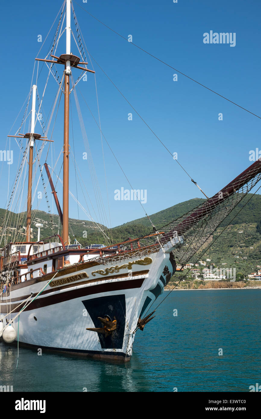 Two masted motor vessel hi-res stock photography and images - Alamy