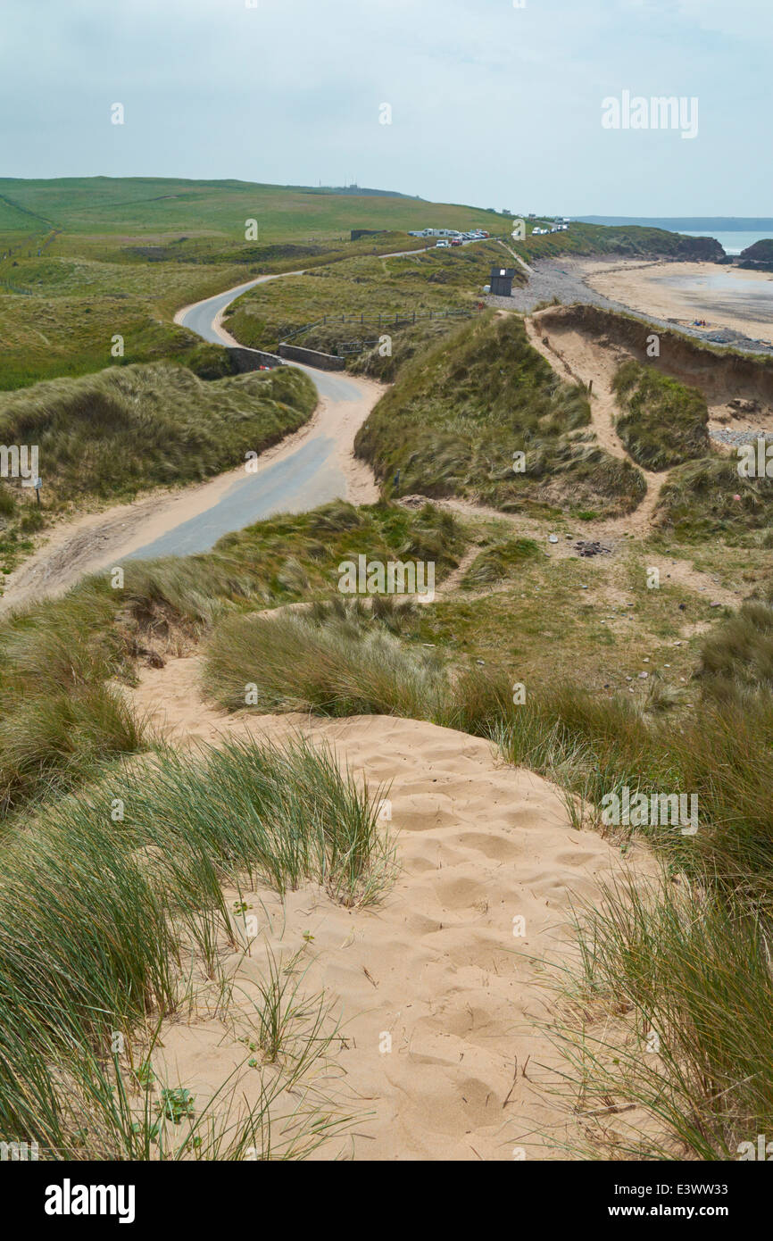 Freshwater west beach pembrokeshire hi-res stock photography and images ...