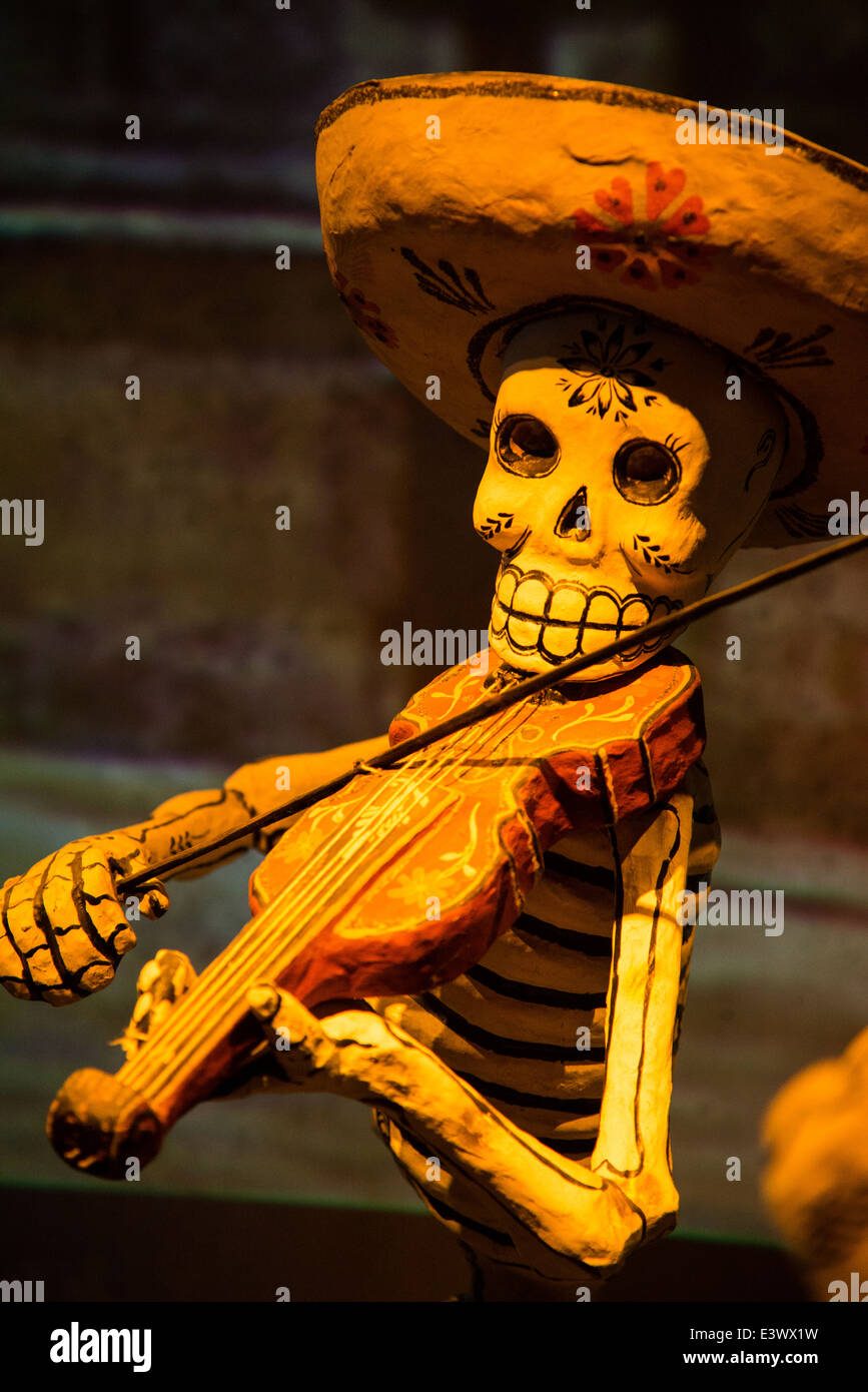 mexican paper mache figures at the etnographic museum of Leiden in ...