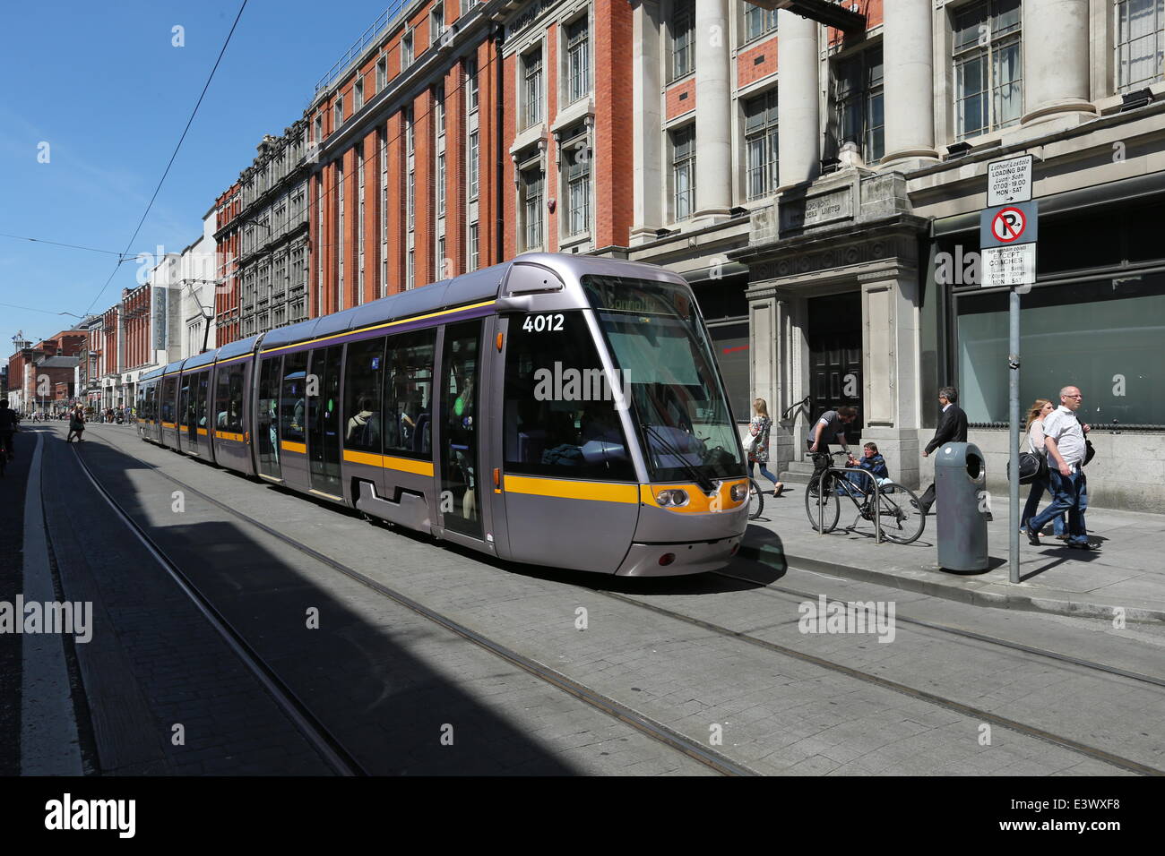 Luas cross city dublin hi-res stock photography and images - Alamy