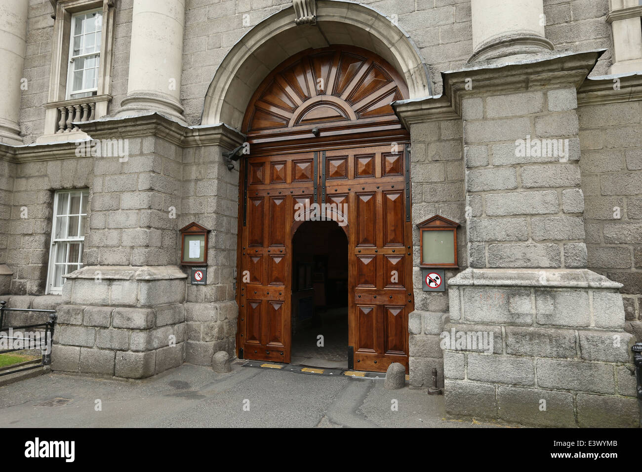 Image of the front entrance gates to Trinity College Dublin. The ...