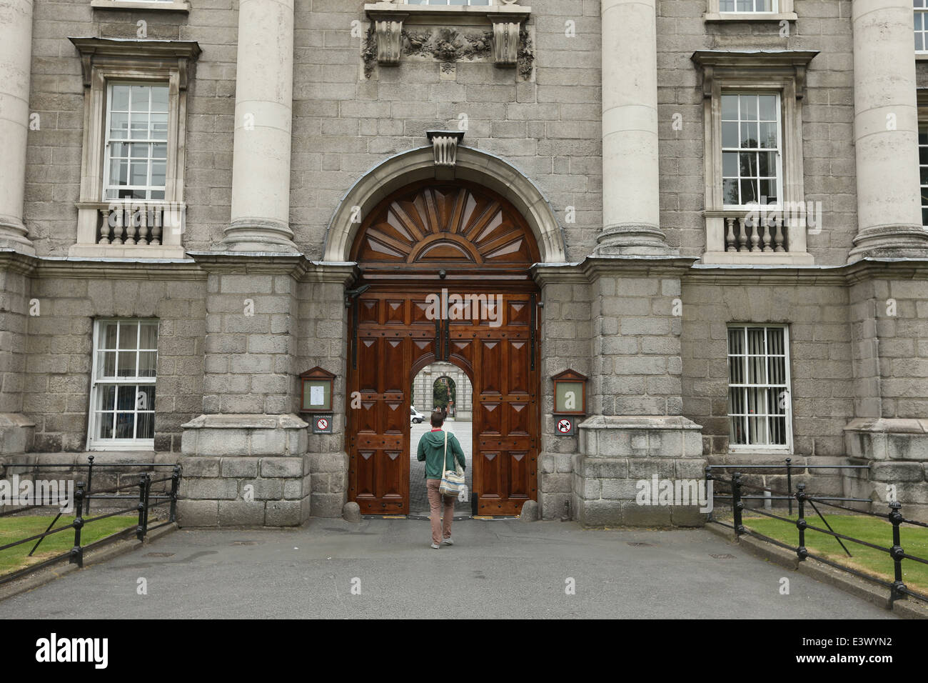 Image of the front entrance gates to Trinity College Dublin. The ...