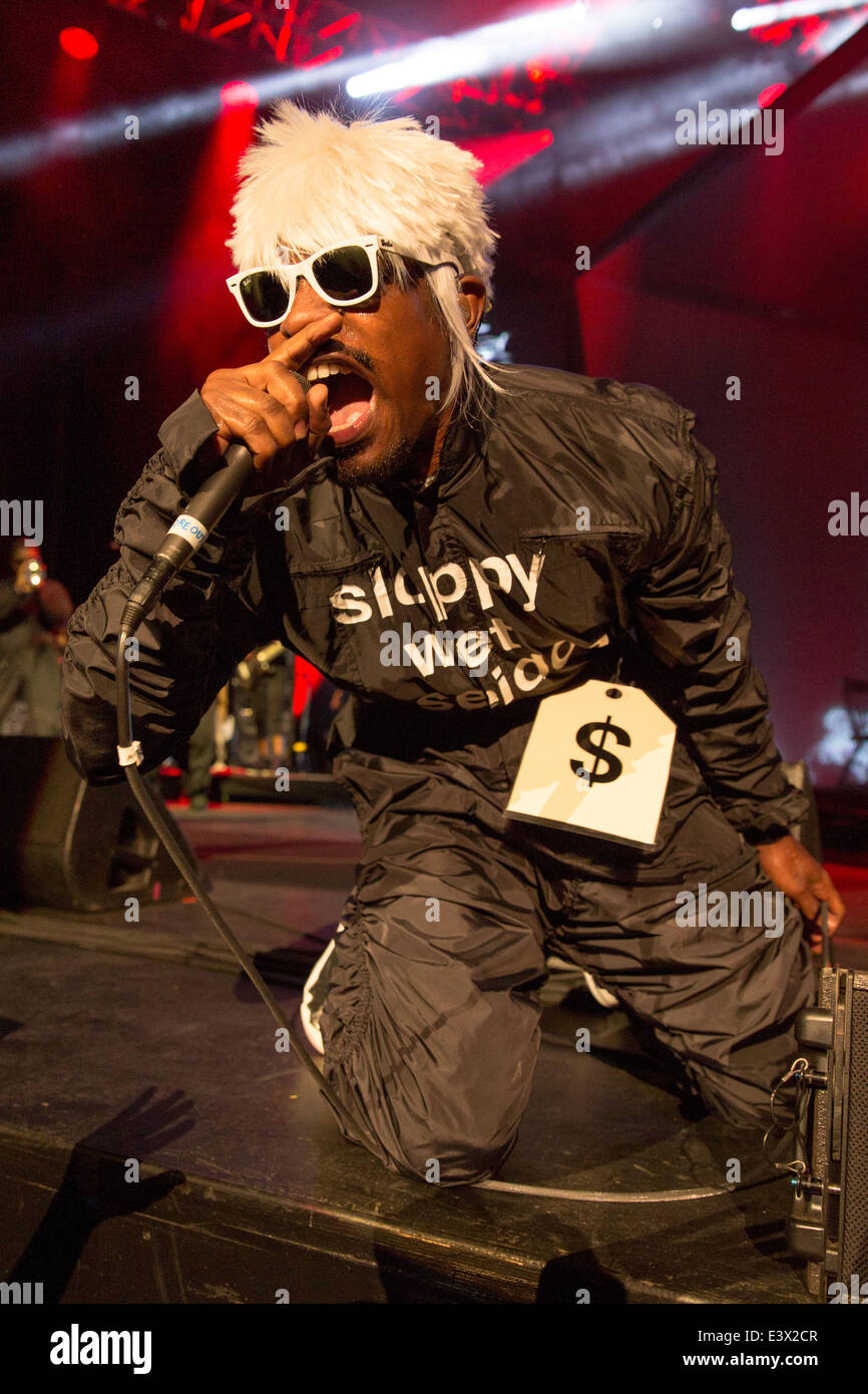 Andre 3000 of outkast hi-res stock photography and images - Alamy