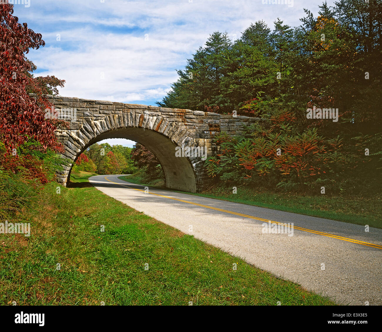 Usa virginia blue ridge hi-res stock photography and images - Alamy
