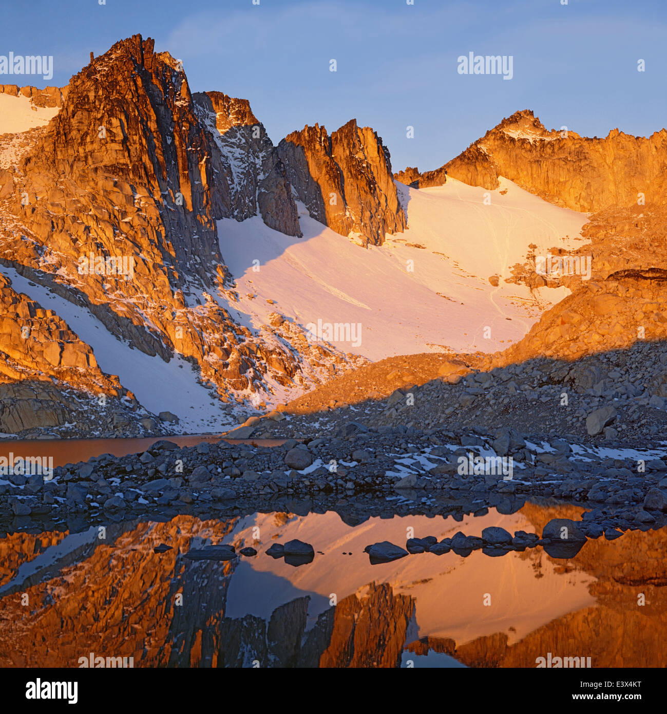 USA, Washington, Wenatchee National Forest, Alpine Lakes Wilderness ...