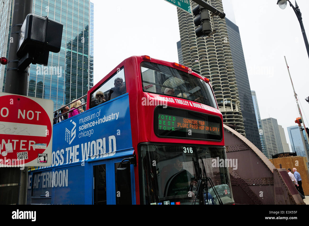 Chicago double decker bus stopped at street corner Stock Photo - Alamy