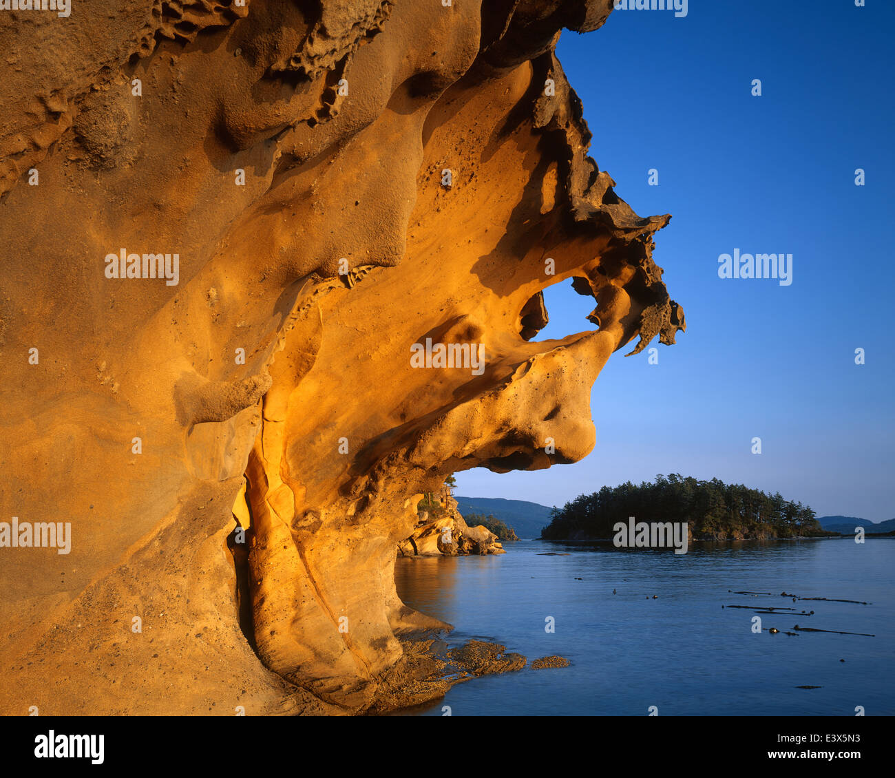 USA, Washington, Sandstone formations on Sucia Island Stock Photo - Alamy