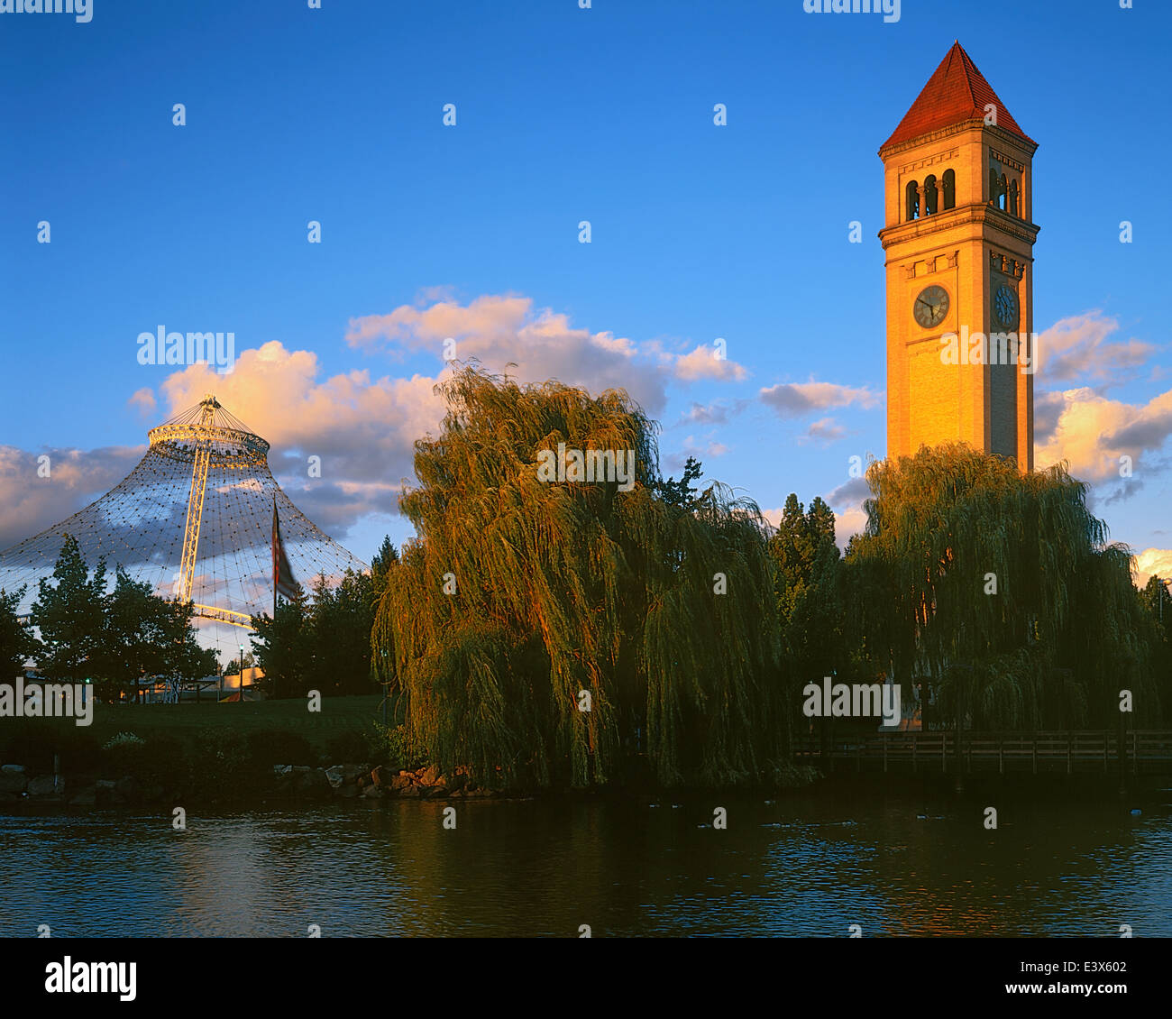 Spokane pavilion riverfront park hi-res stock photography and images ...