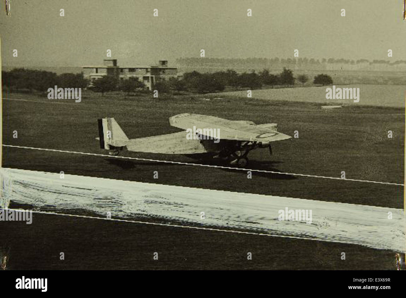 The Farman F-222 was a French twin-engine transport aircraft developed ...
