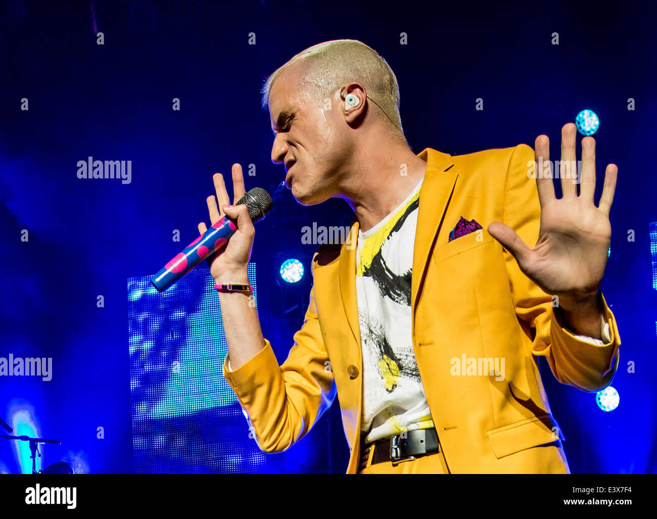 Detroit, Michigan, USA. 30th June, 2014. TYLER GLENN of NEON TREES ...