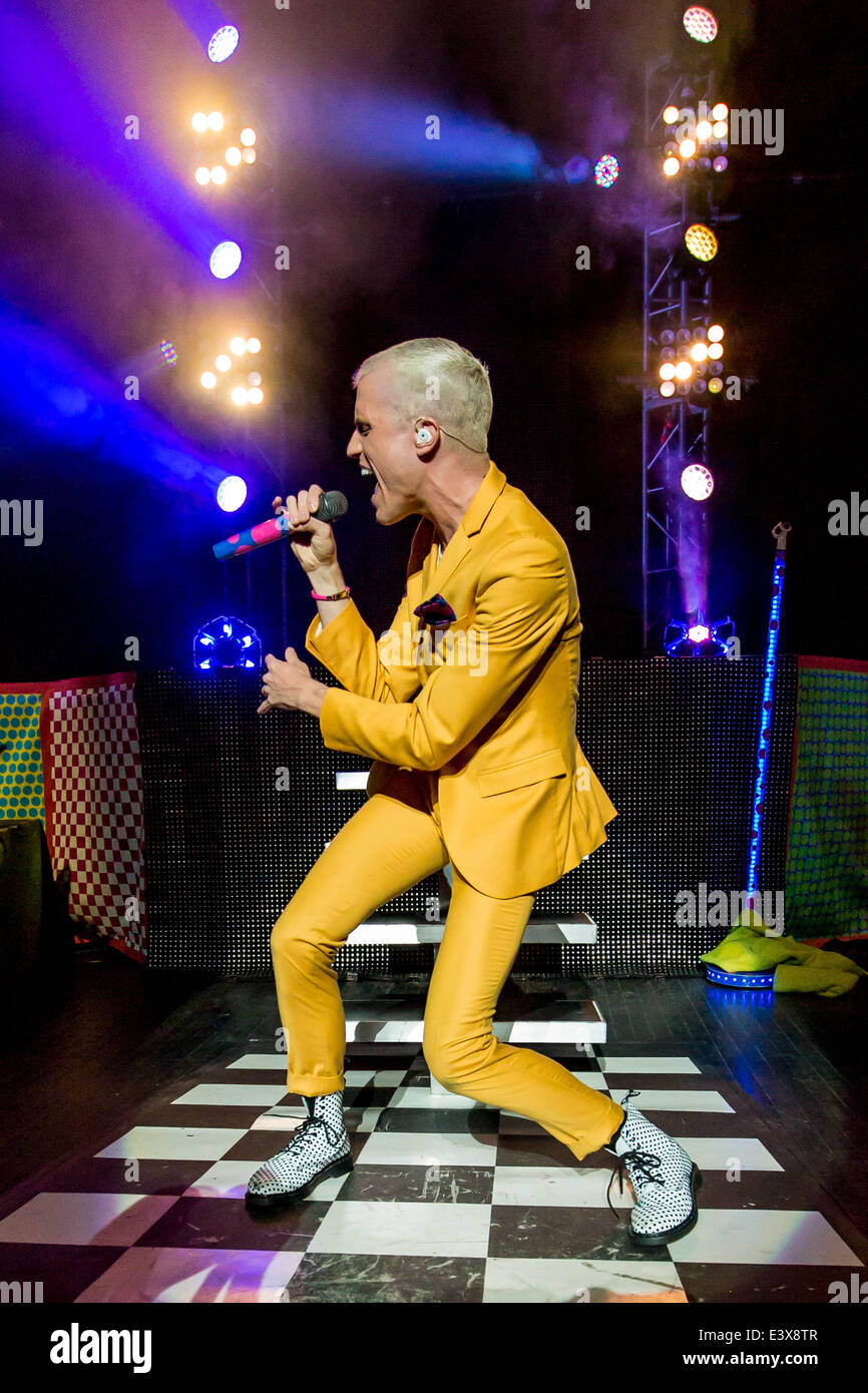 Detroit, Michigan, USA. 30th June, 2014. TYLER GLENN of NEON TREES ...