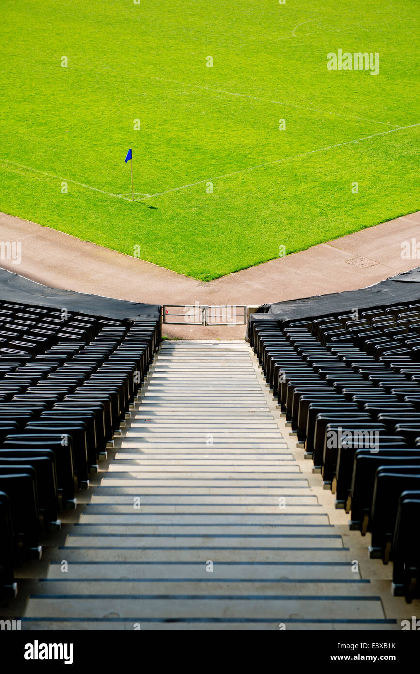 Empty seats football uk hi-res stock photography and images - Alamy
