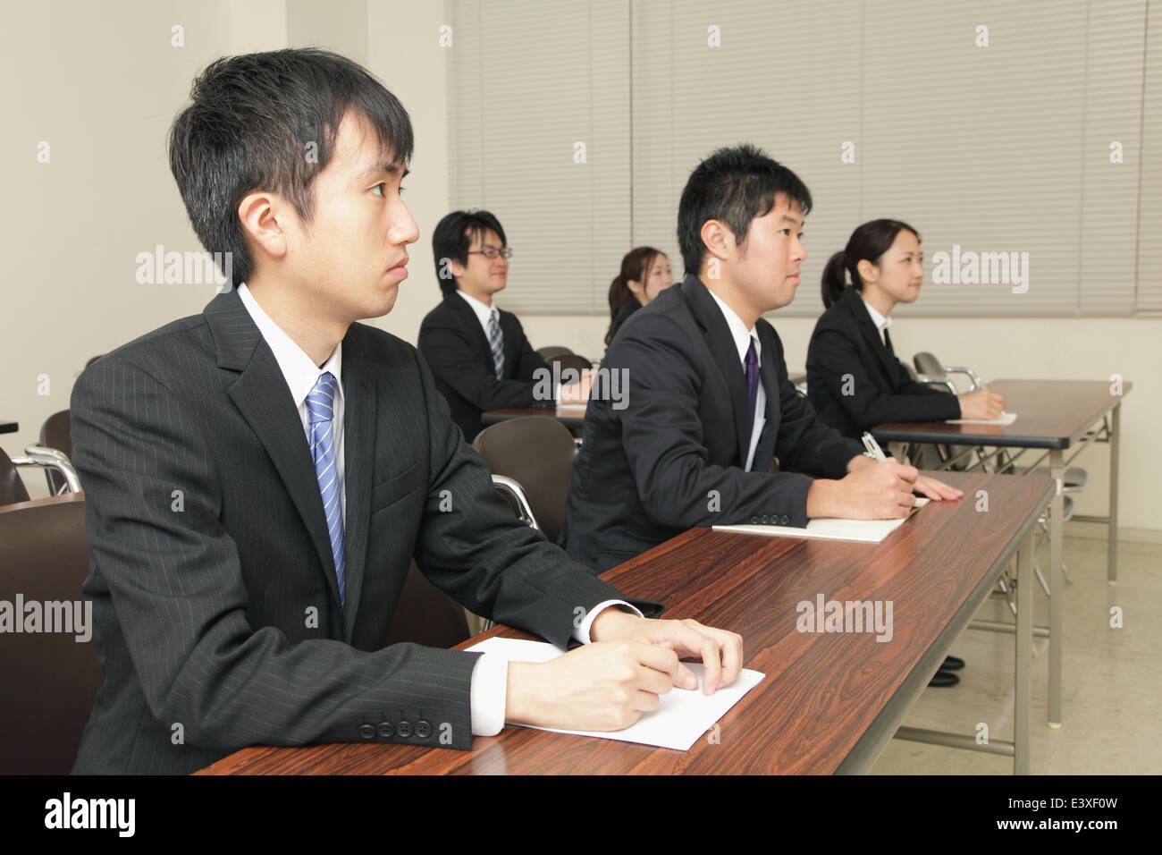 Japanese business people training Stock Photo - Alamy