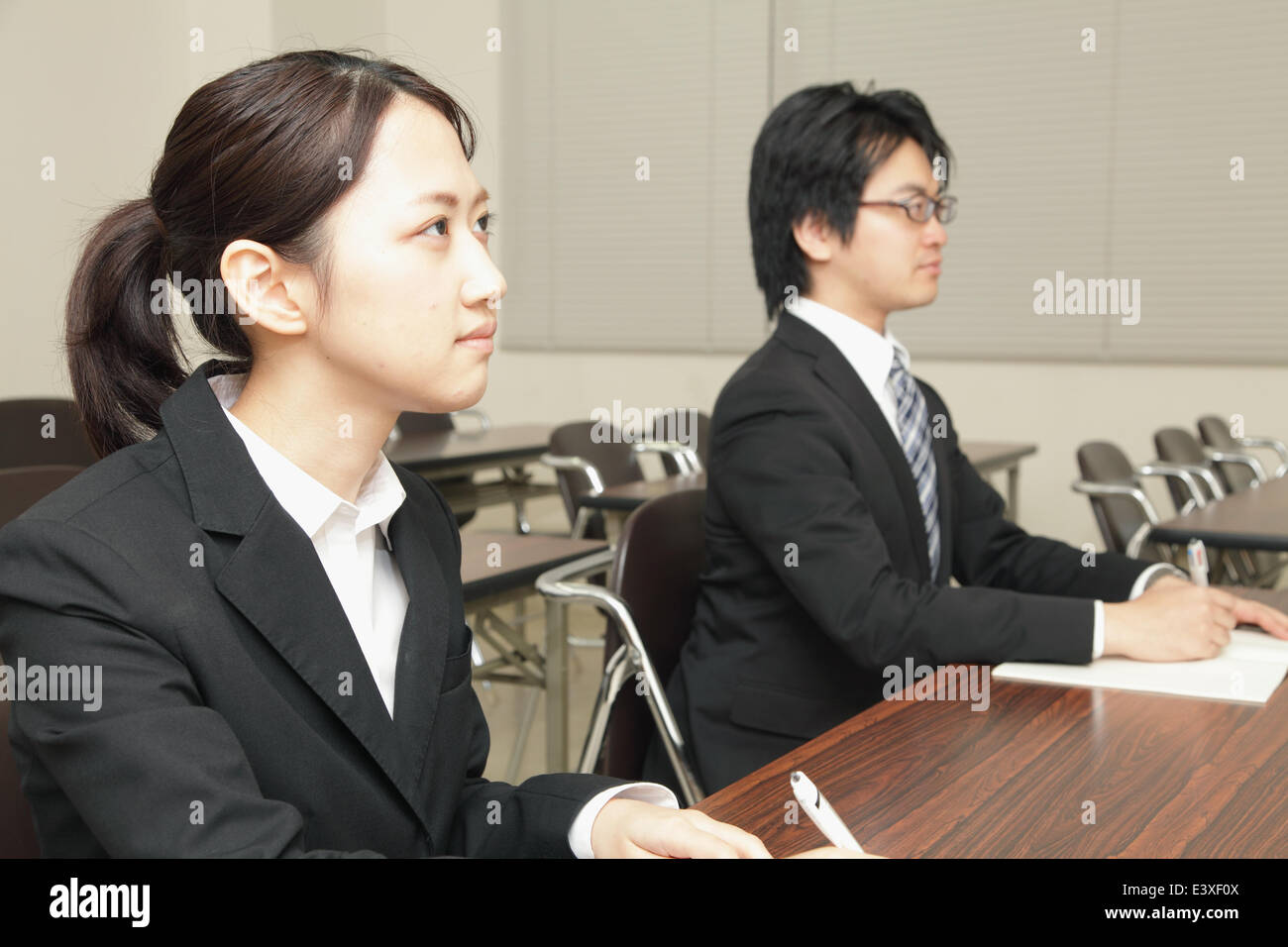 Japanese business people training Stock Photo - Alamy