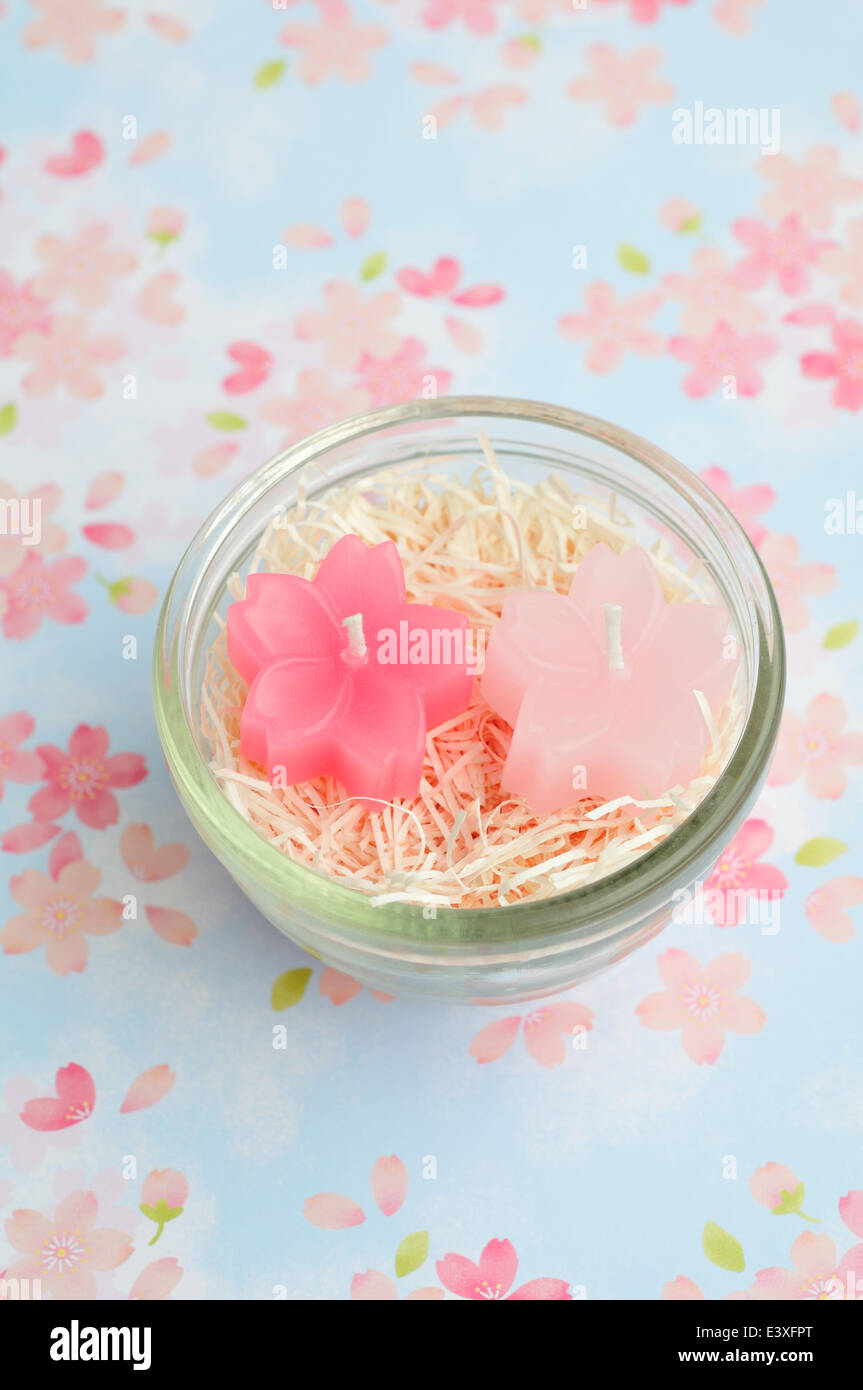 Lighting candles japan hi-res stock photography and images - Alamy