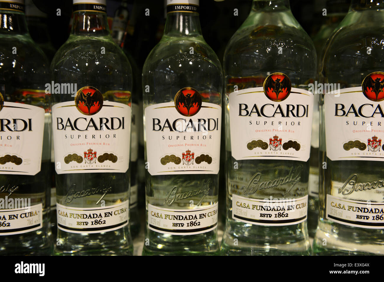 Bacardi White Rum Stock Photo - Alamy