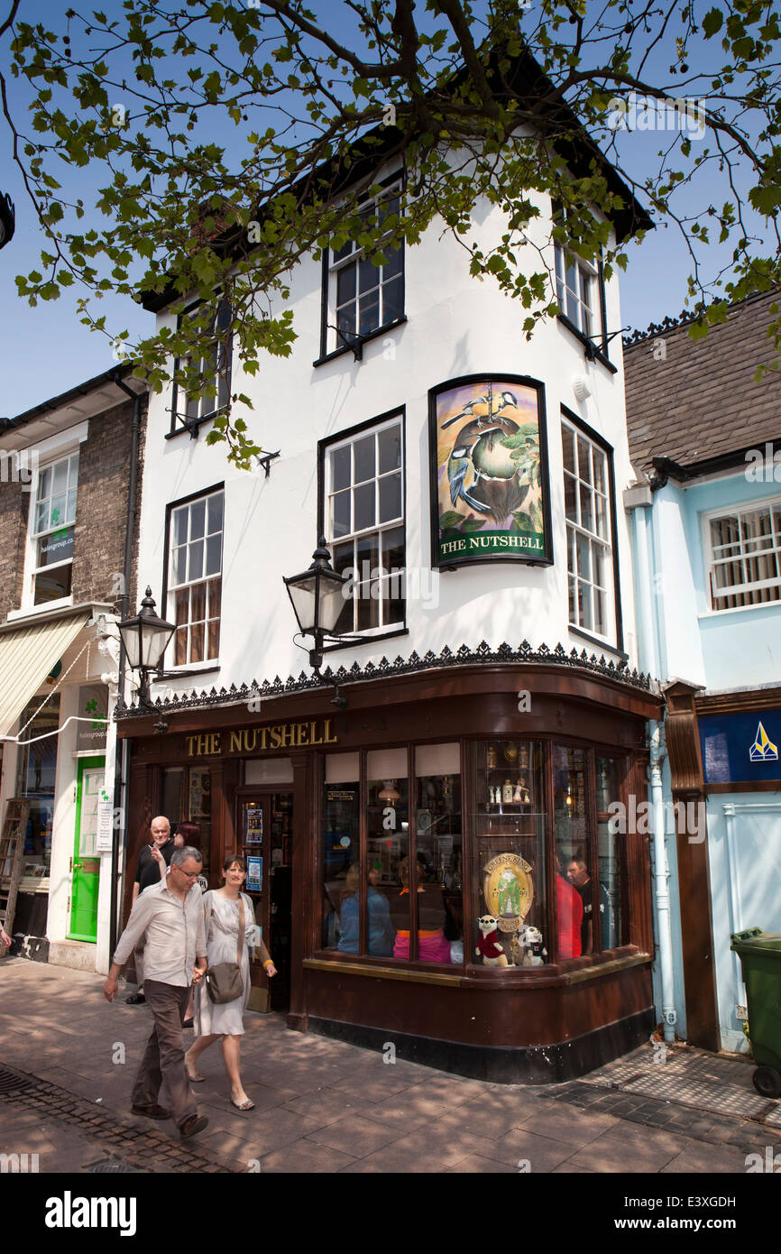 Nutshell pub suffolk hi-res stock photography and images - Alamy