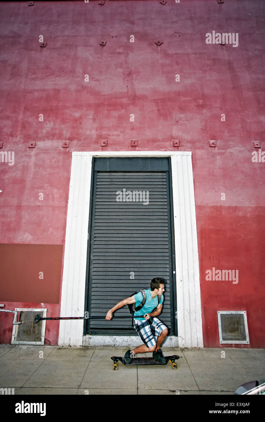 Man riding a skateboard hi-res stock photography and images - Alamy