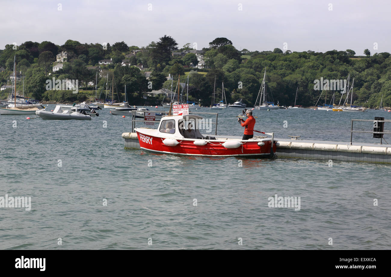 Helford passage ferry hi-res stock photography and images - Alamy