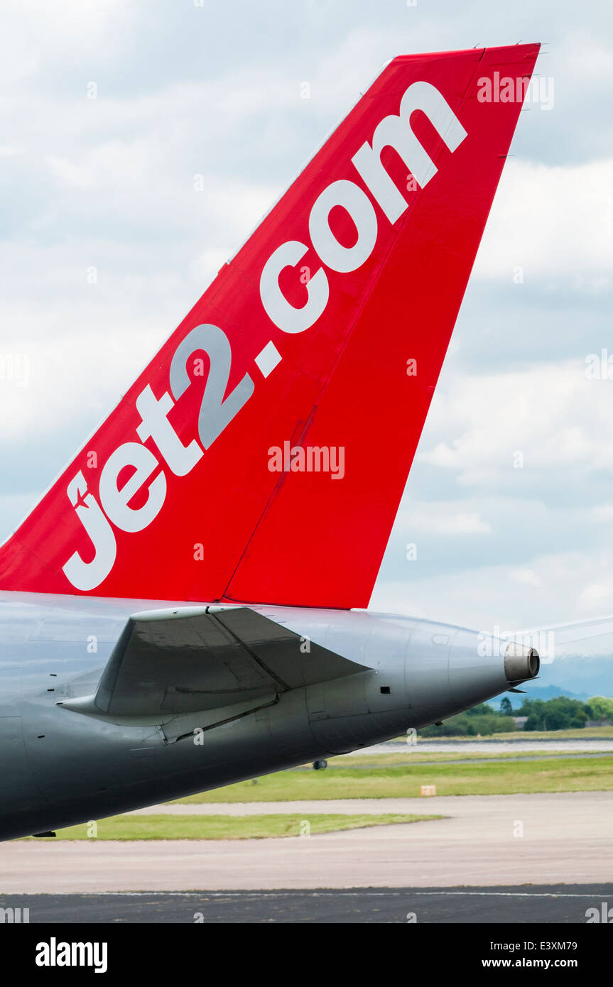 Jet 2 boeing 757 hi-res stock photography and images - Alamy