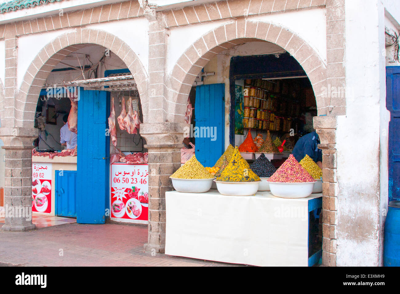 Moroccan bazaar paintings hi-res stock photography and images - Alamy