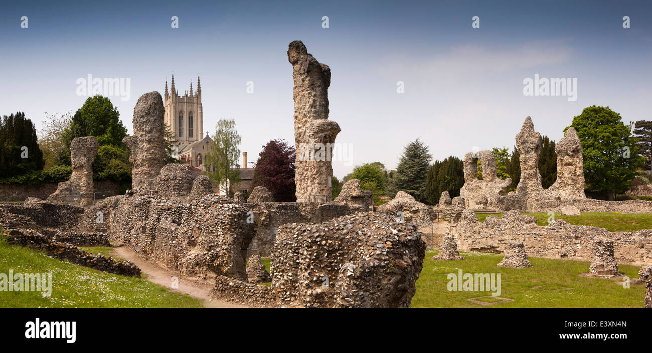 Ruined monastery england hi-res stock photography and images - Alamy