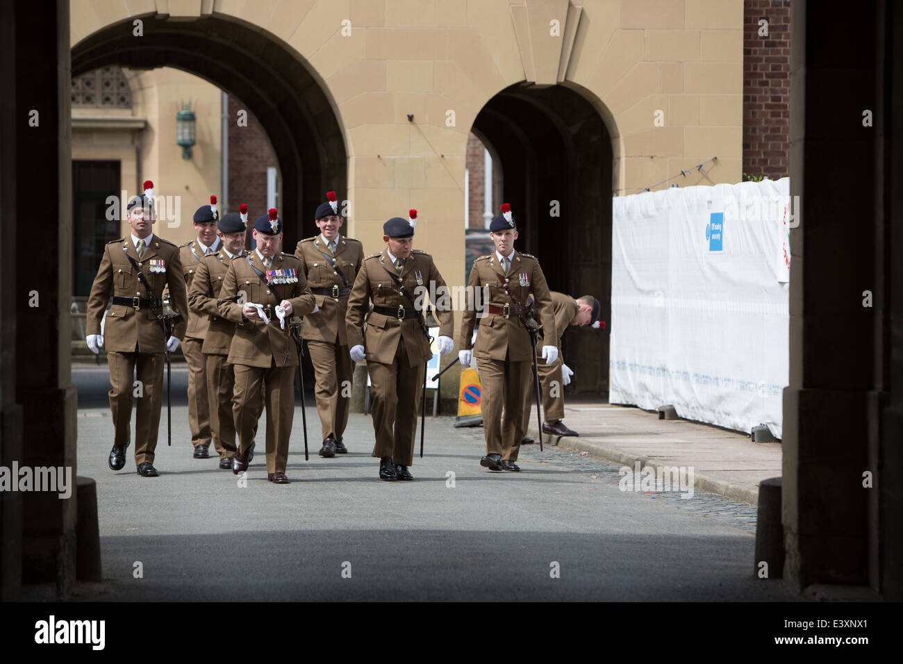 British army Soldiers preparing for a Parade Stock Photo - Alamy