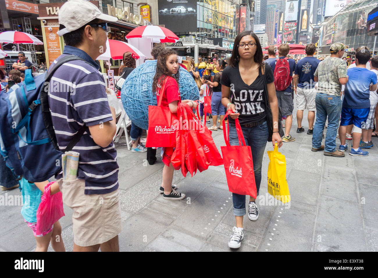 Michaels arts and crafts retailer promotional event in Times Square in ...