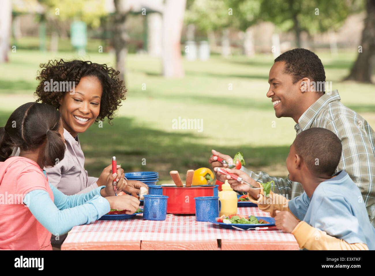 Native american girl eating fork hi-res stock photography and images ...