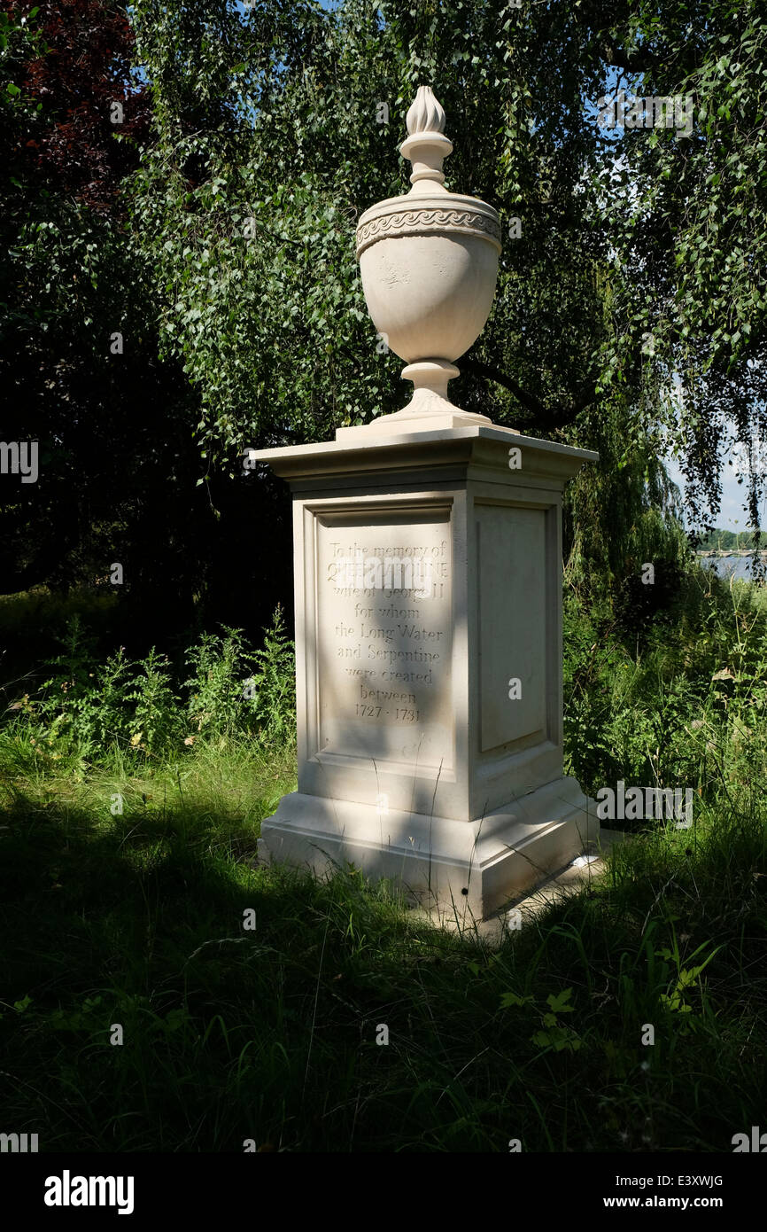 Classical urn hi-res stock photography and images - Alamy