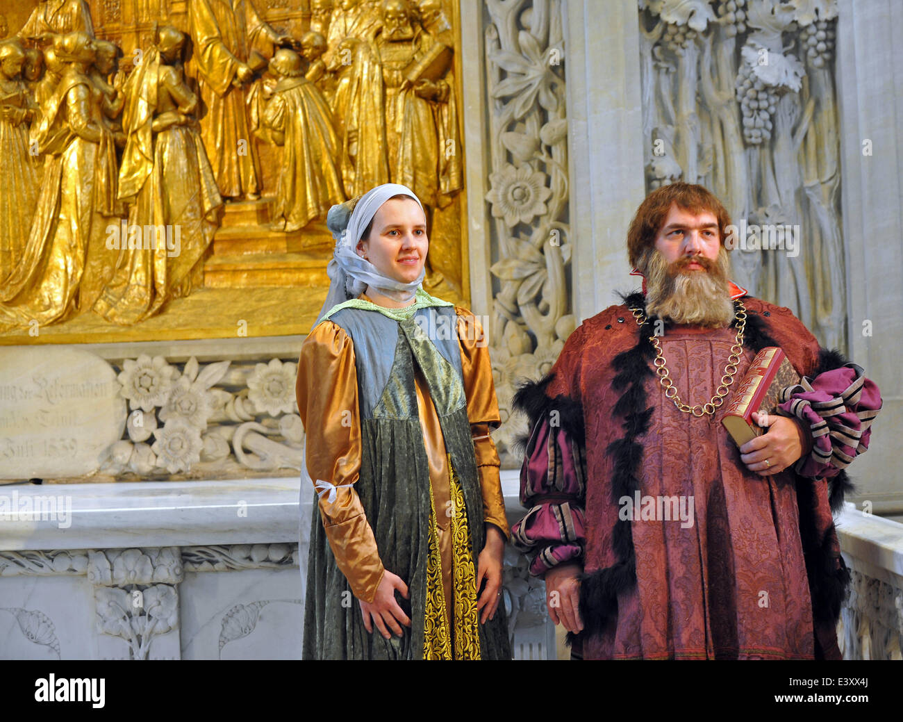 Dresden, Germany. 01st July, 2014. Dressed in 1539 costumes, Peter Otto ...
