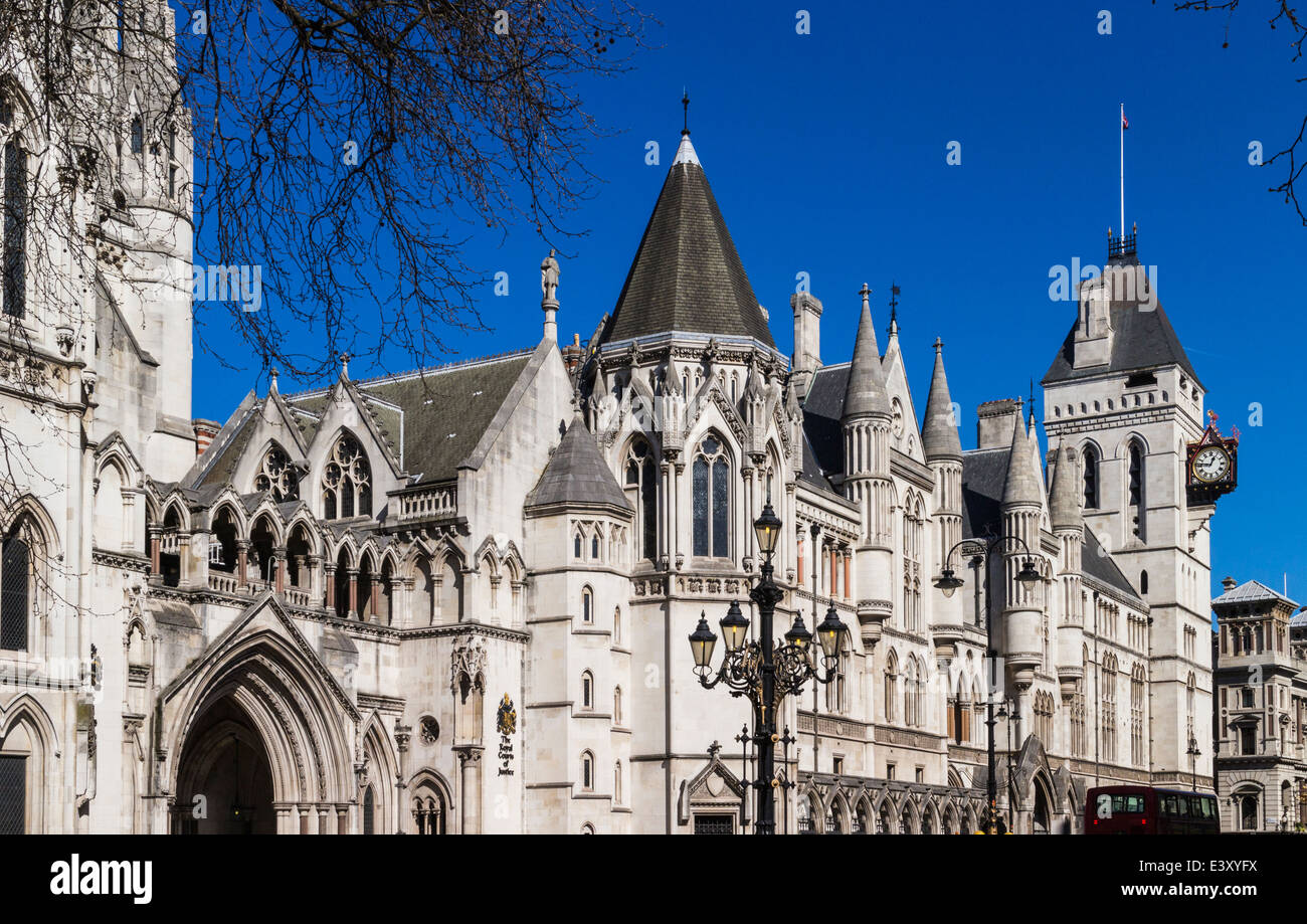 Royal courts of Justice-London Stock Photo - Alamy