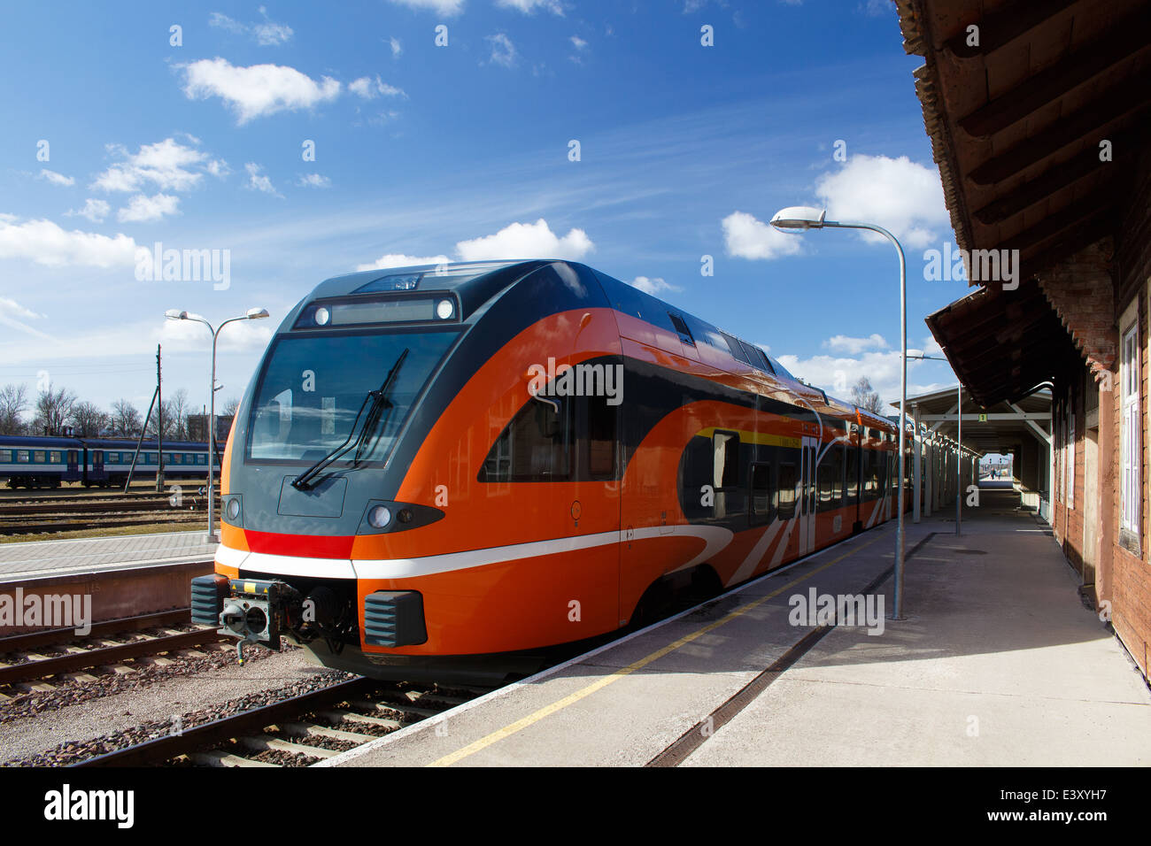 Modern train hi-res stock photography and images - Alamy