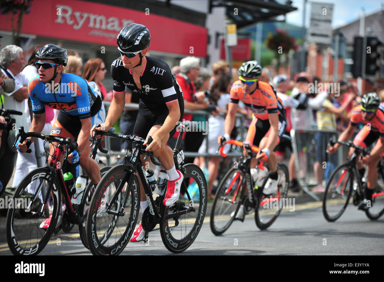 Cycling team racing Stock Photo - Alamy