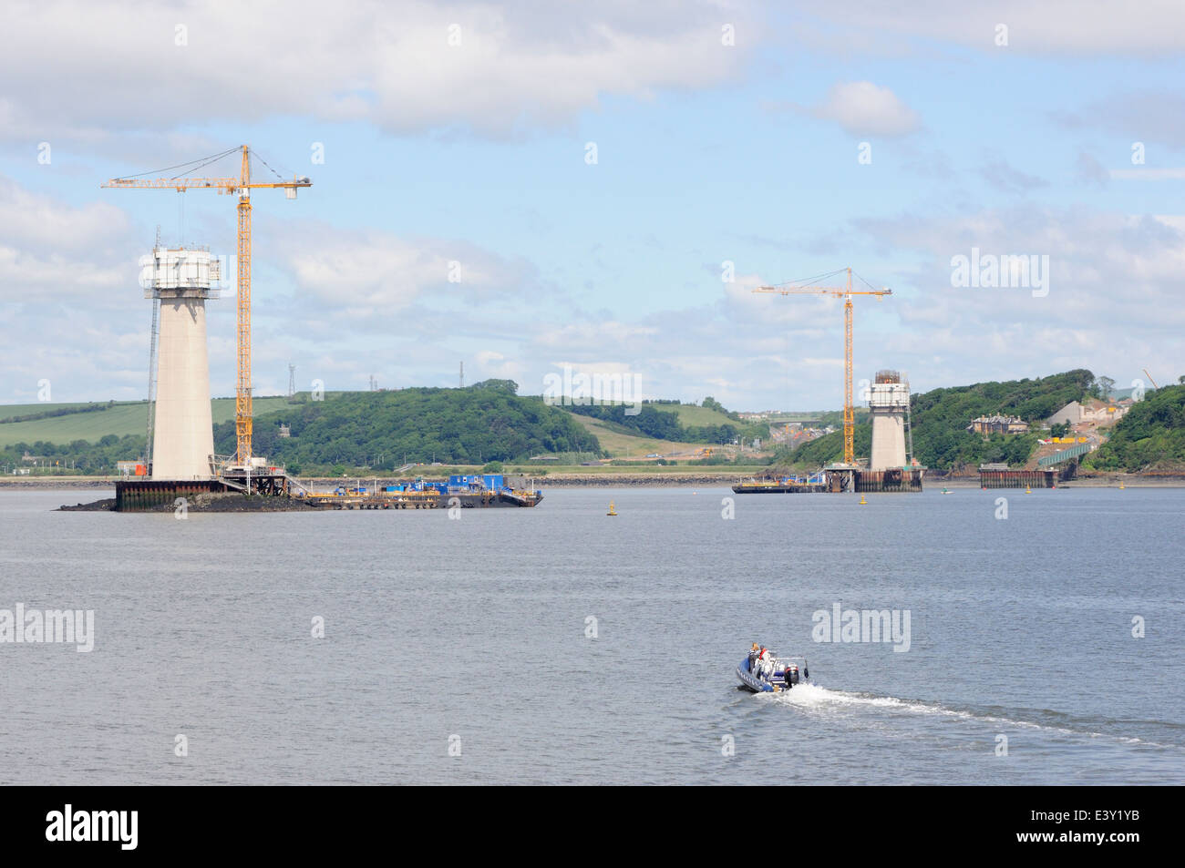 Forth replacement crossing hi-res stock photography and images - Alamy