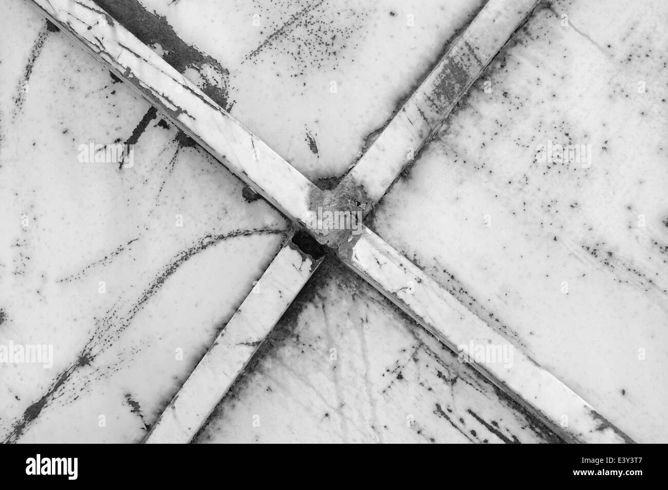 Scratched chipped metal texture hi-res stock photography and images - Alamy