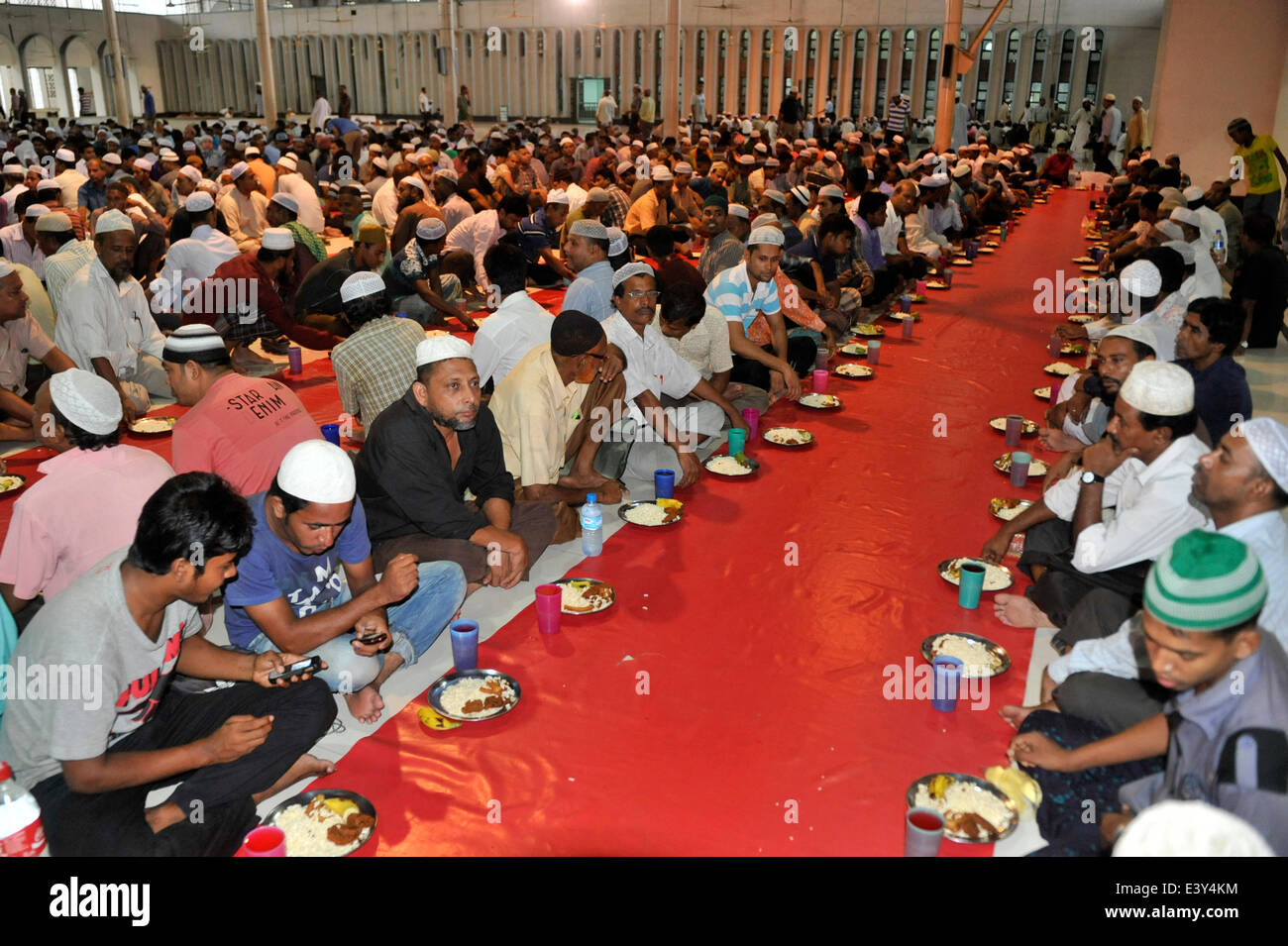 Iftar bangladesh hi-res stock photography and images - Alamy