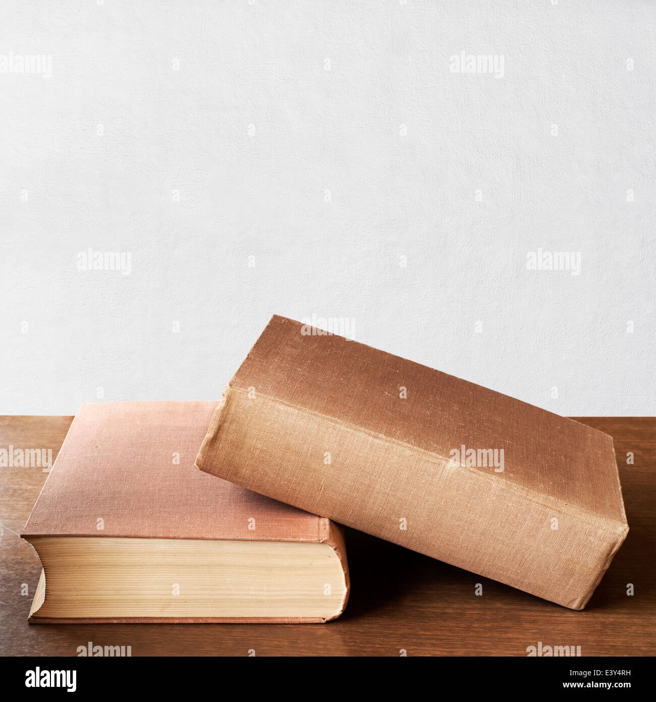 Book spines blank hi-res stock photography and images - Alamy