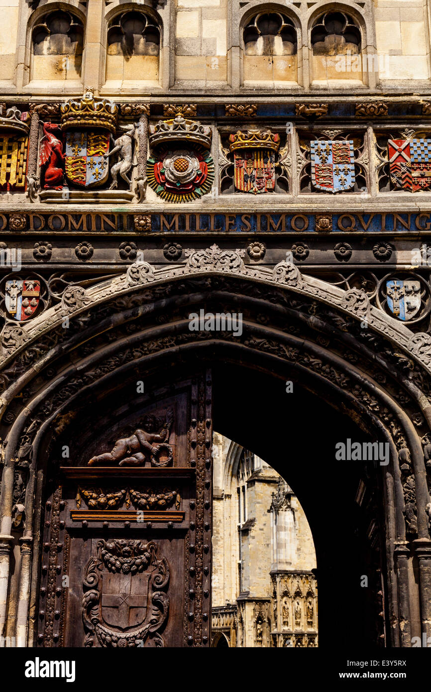 Kent christ church gate canterbury hi-res stock photography and images ...