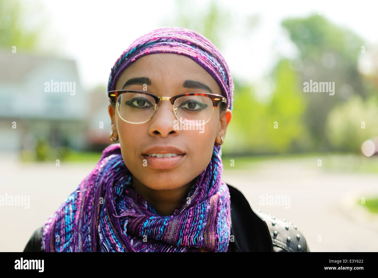 Young woman wearing headscarf Stock Photo - Alamy
