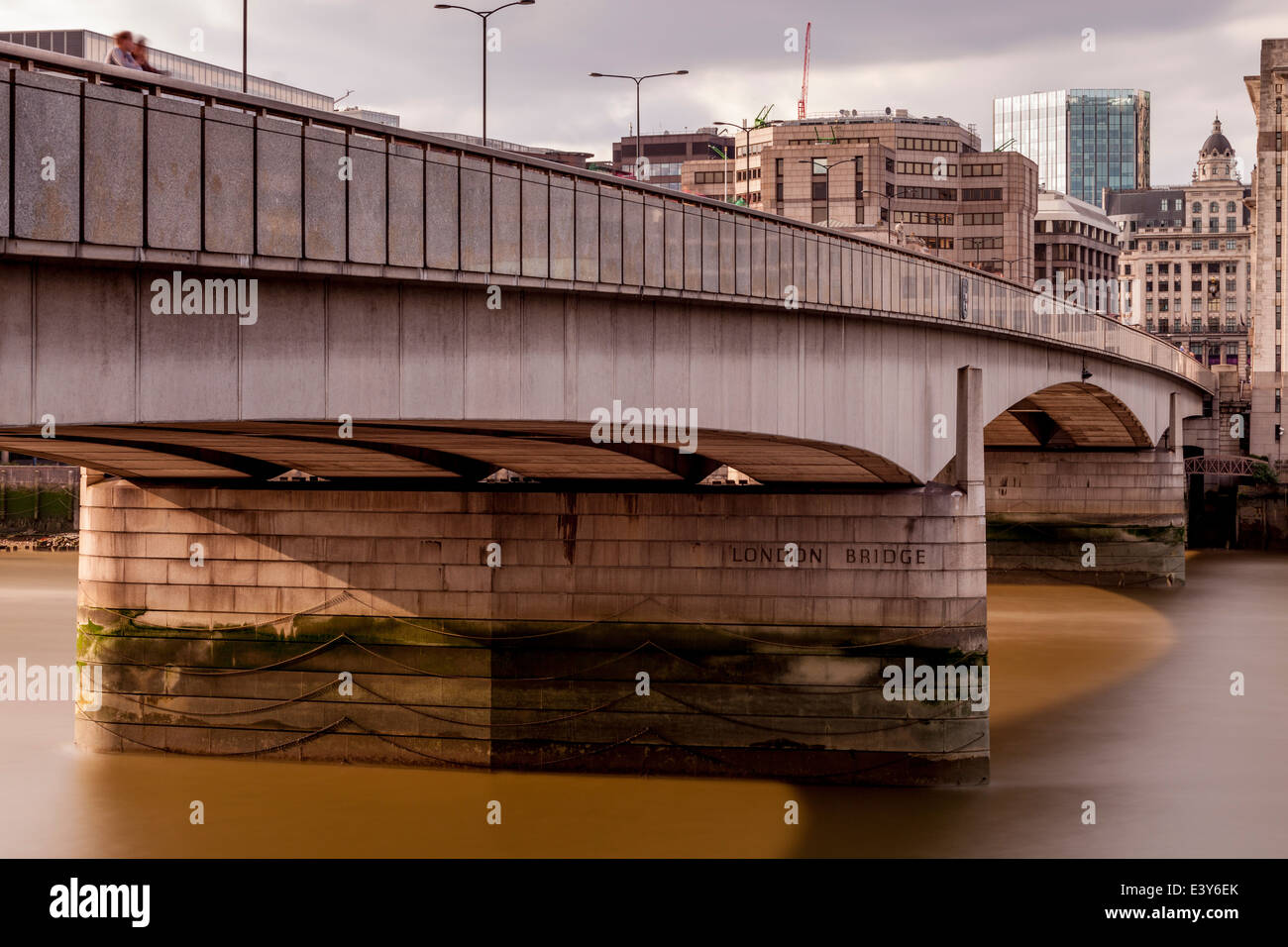 City bridge city bridges cities hi-res stock photography and images - Alamy