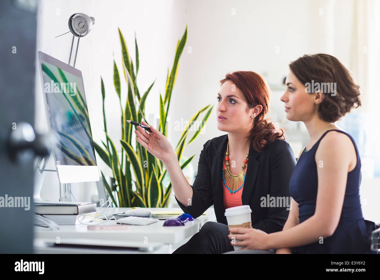 Chatting computer hi-res stock photography and images - Alamy