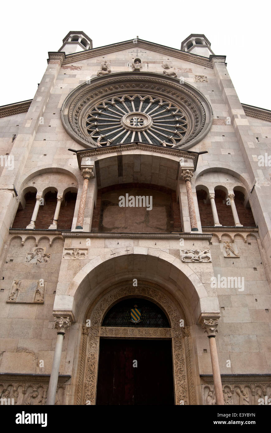 Modena Cathedral façade Stock Photo - Alamy