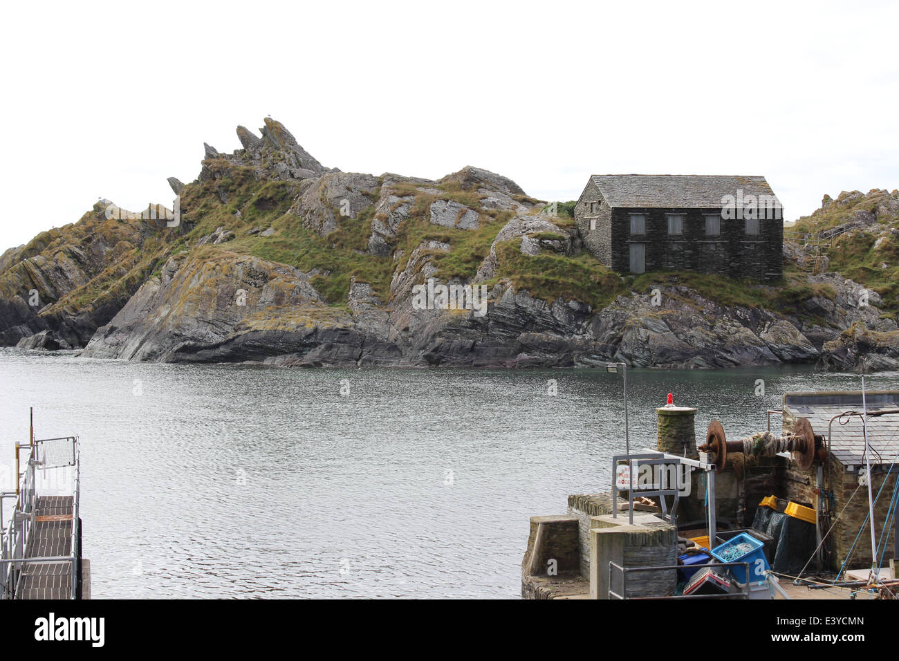 Cornwall polperro blue peter hi-res stock photography and images - Alamy