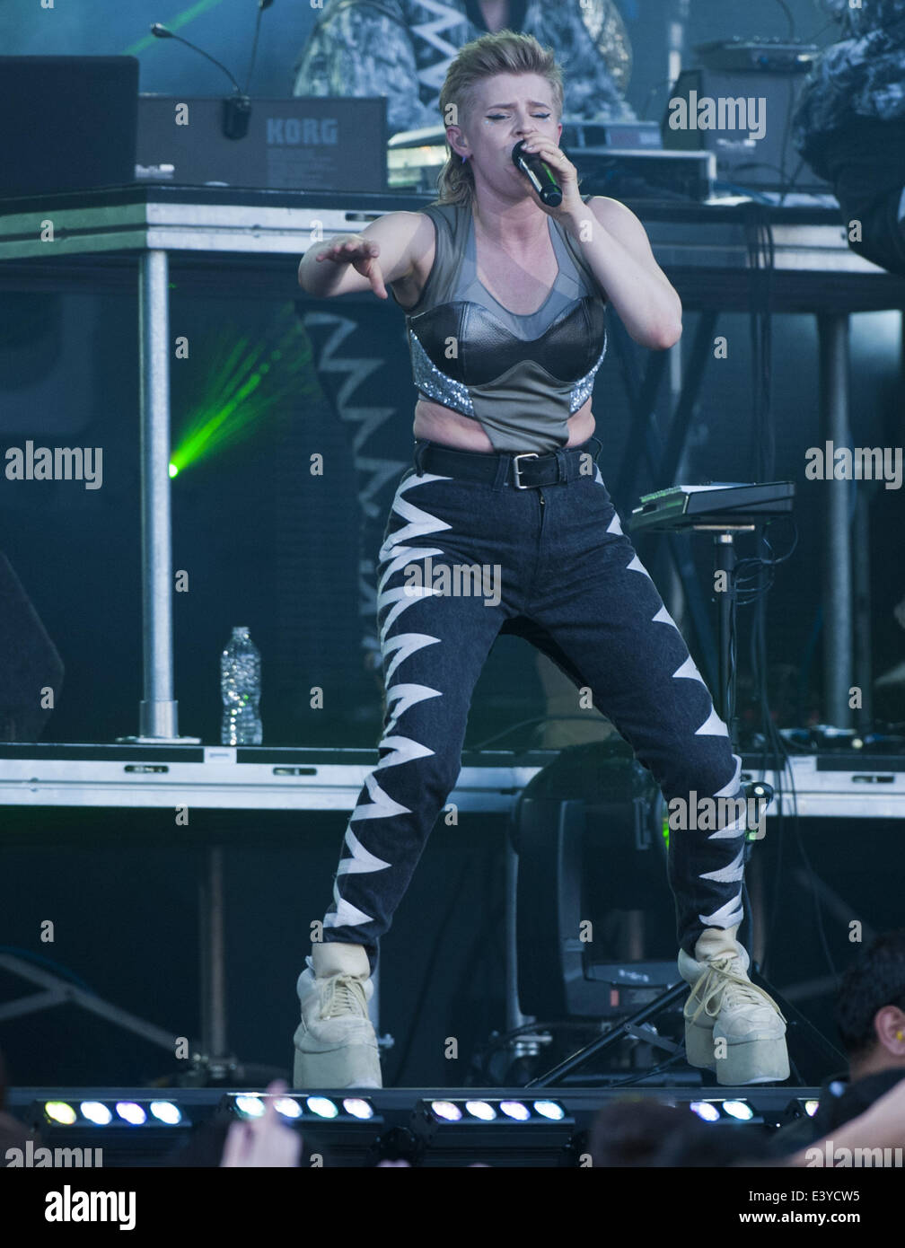 Modern mullet hi-res stock photography and images - Alamy