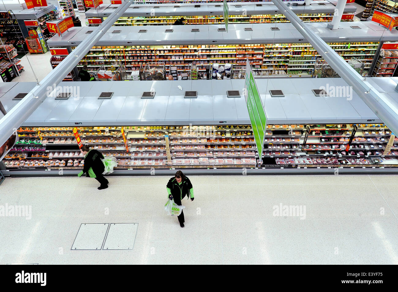 Asda supermarket interior hi-res stock photography and images - Alamy